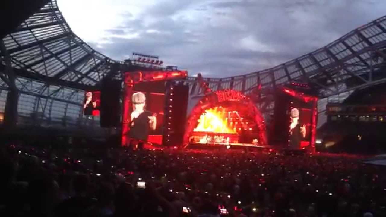 AC/DC LIVE Dublin 2015 encore Highway To Hell and For Those About to ...
