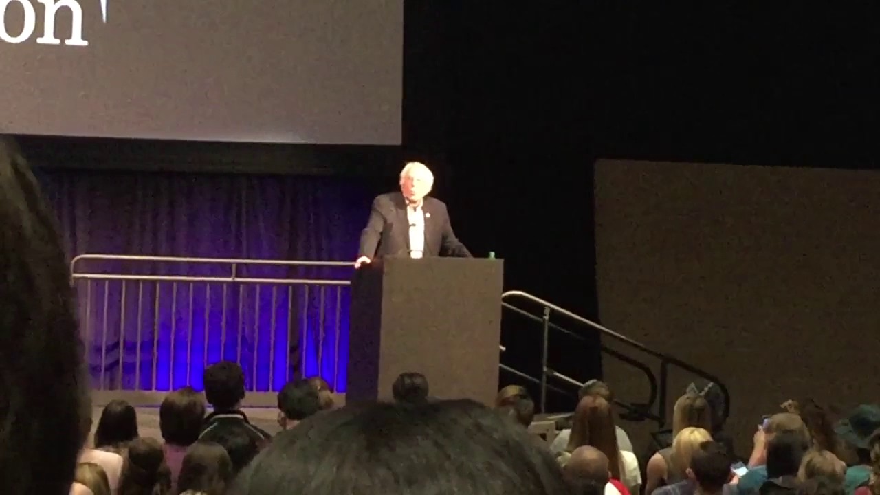 Bernie Sanders speaking at Amazon Nov 2016 - YouTube