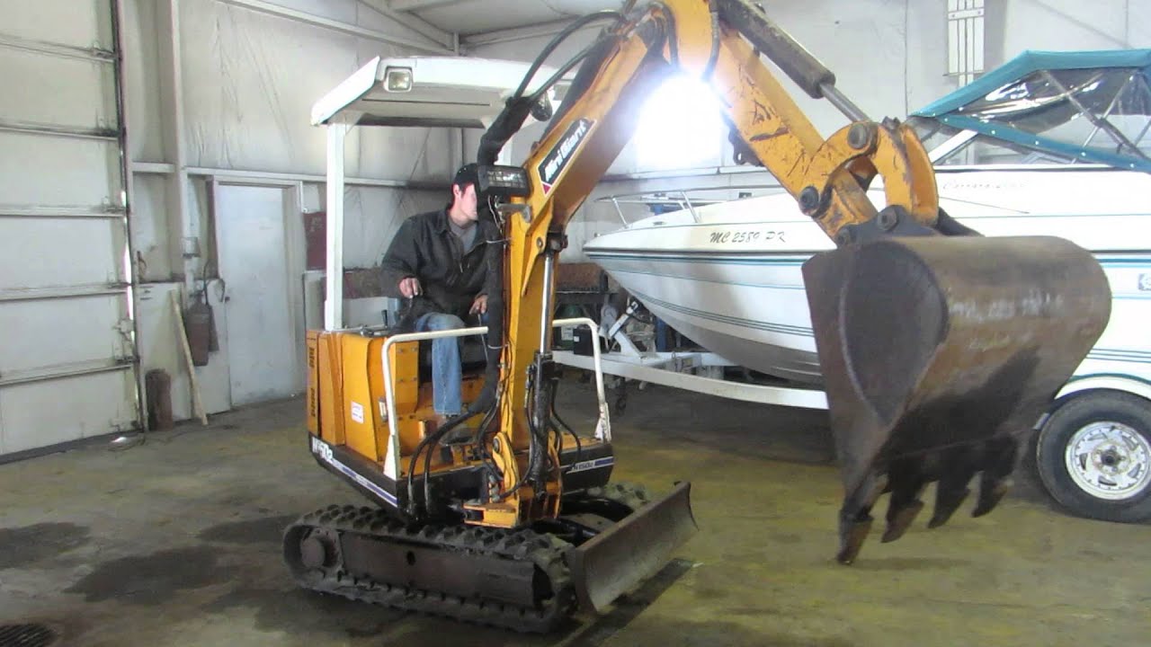 NISSAN N150-2 MINI EXCAVATOR - YouTube