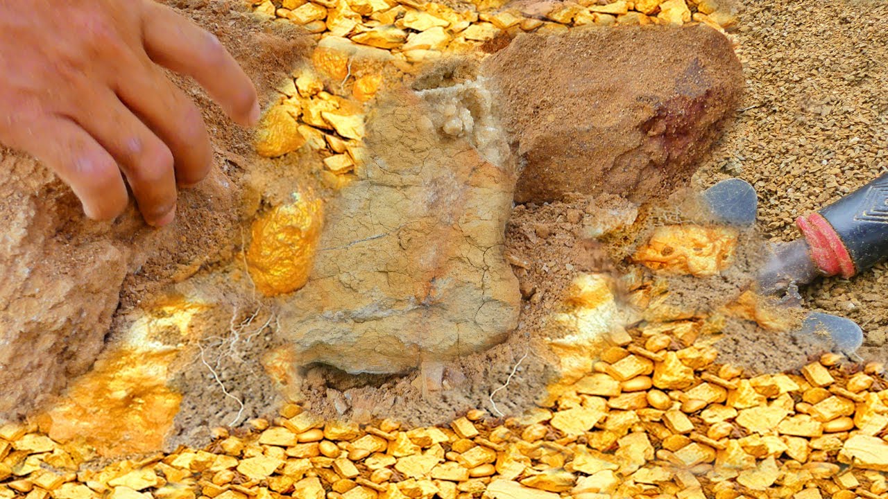 Treasure Hunting! Gold Miner found and Digging for Treasure worth ...