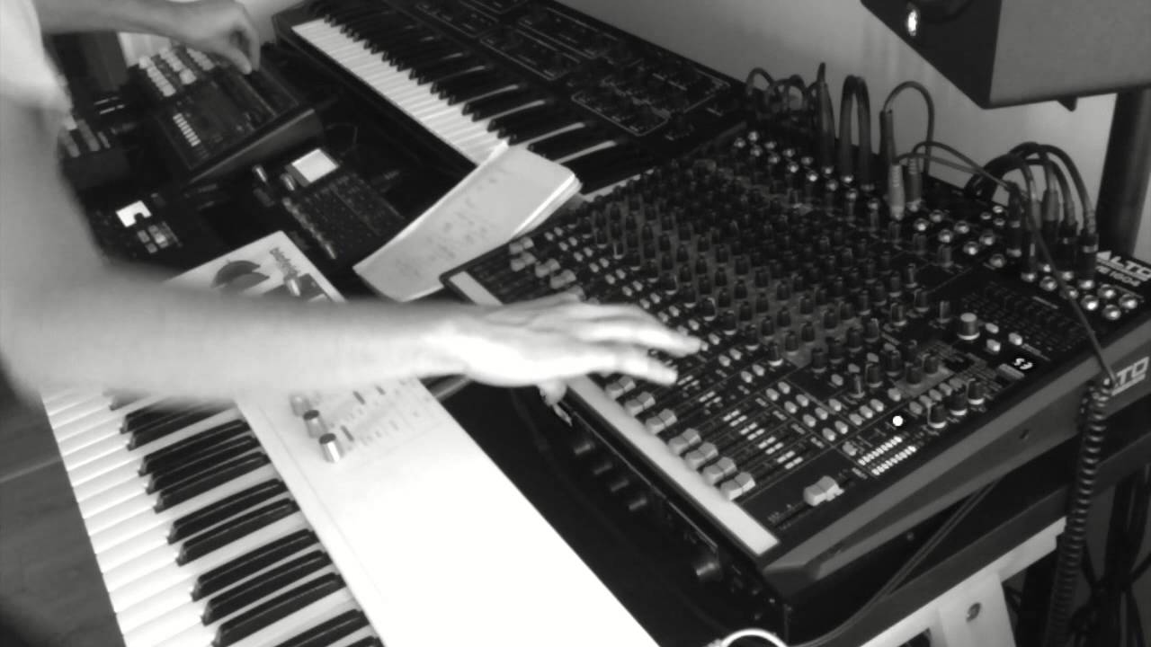 Primitive - Primal Tape 01 - YouTube