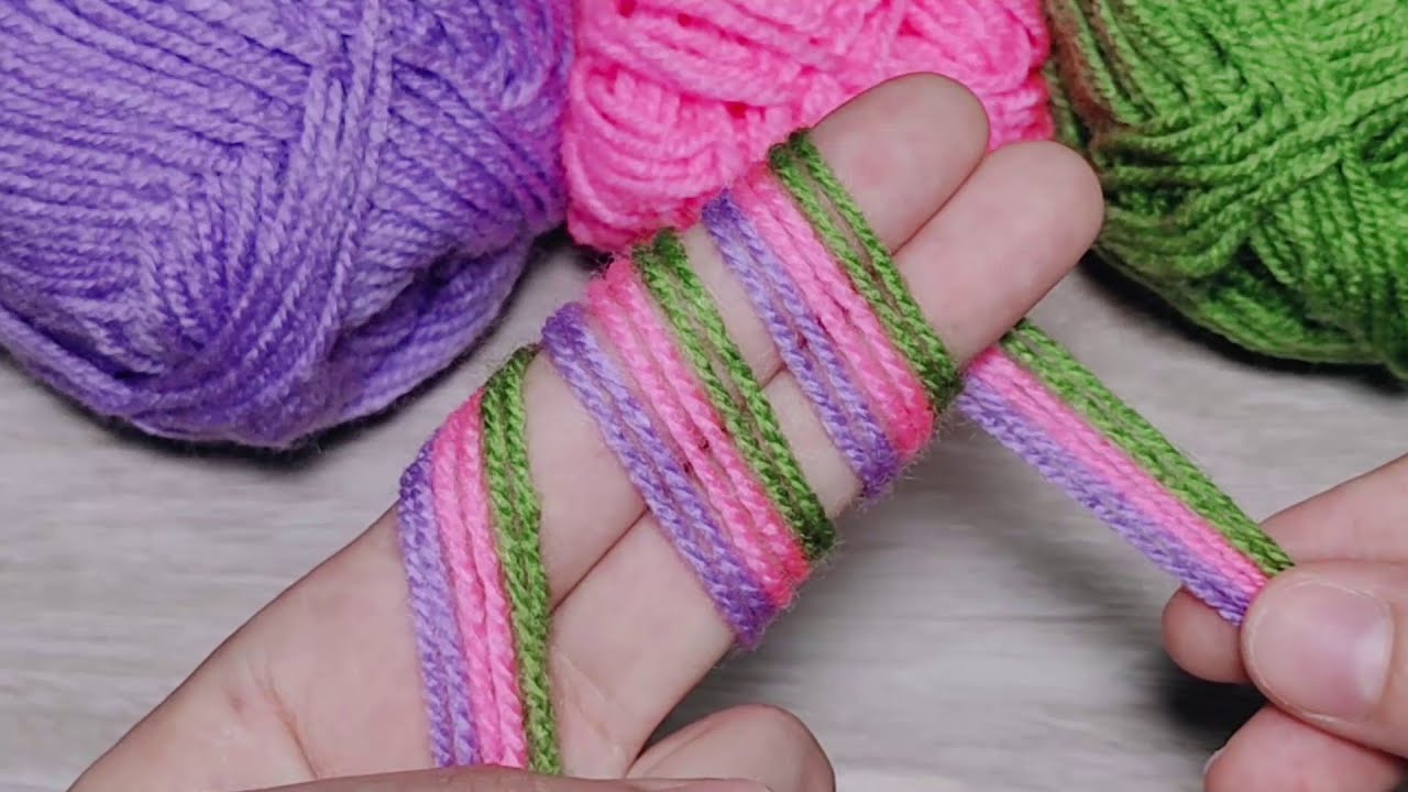 Very beautiful design!! A wonderful trick using fingers and wool - wool ...