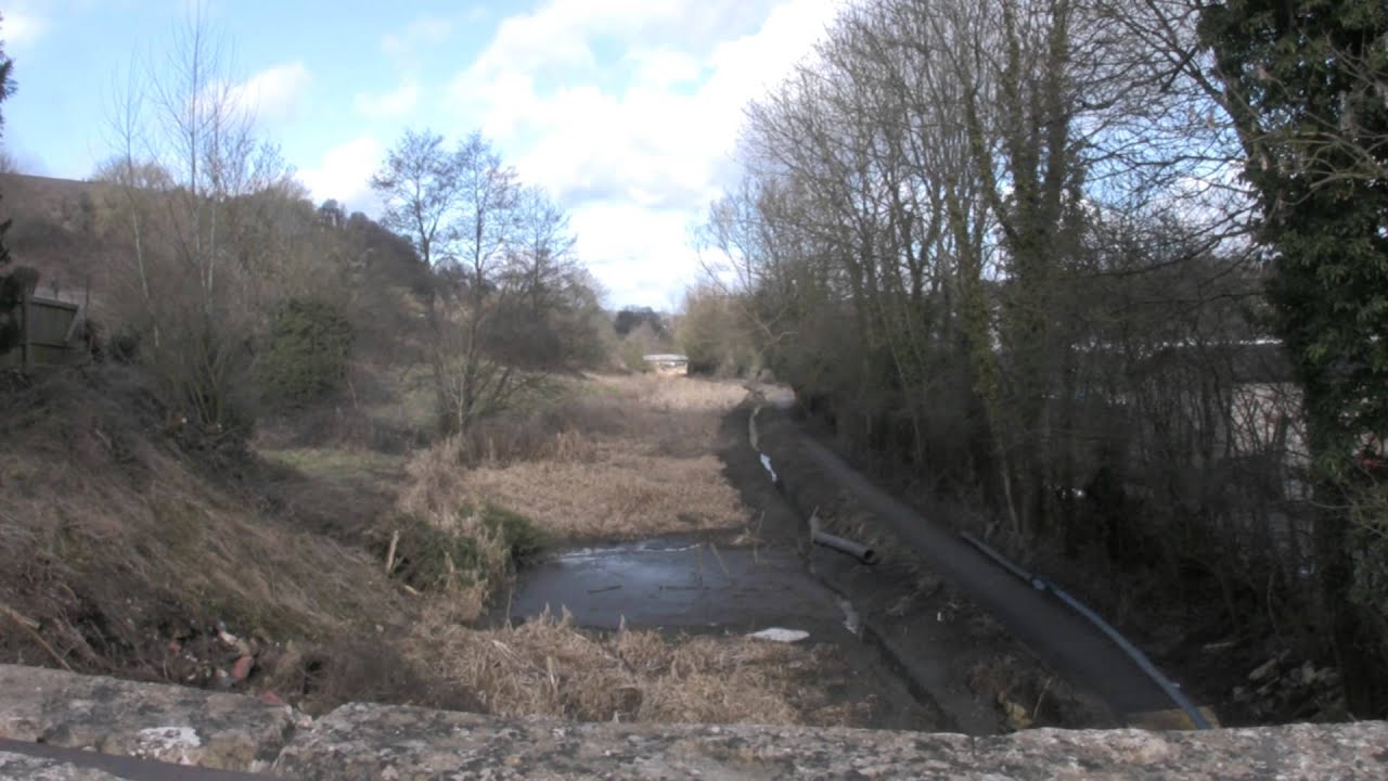 COTSWOLD CANALS - Aquadam at Ham Mill Lock February 2015 - YouTube