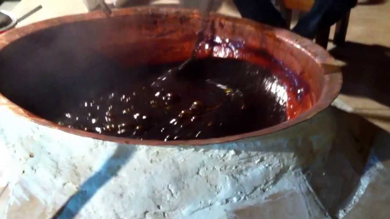 MUSCAT Halwa making. Delicious halwa from Oman - YouTube