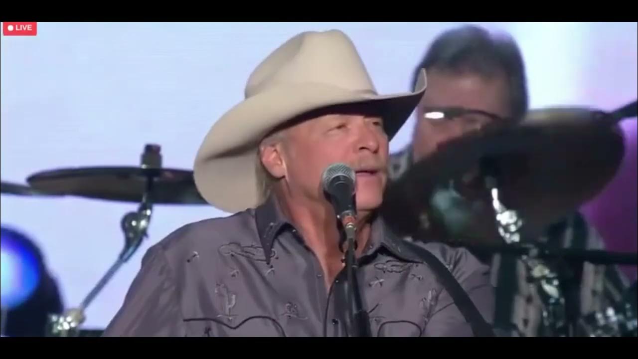 Alan Jackson Chattahoochee November 11th 2022 Aarp Youtube