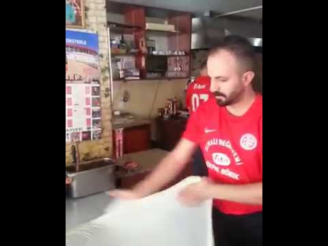 Meşhur Antalya Serpme Börekçisi Katmer Değil Börek