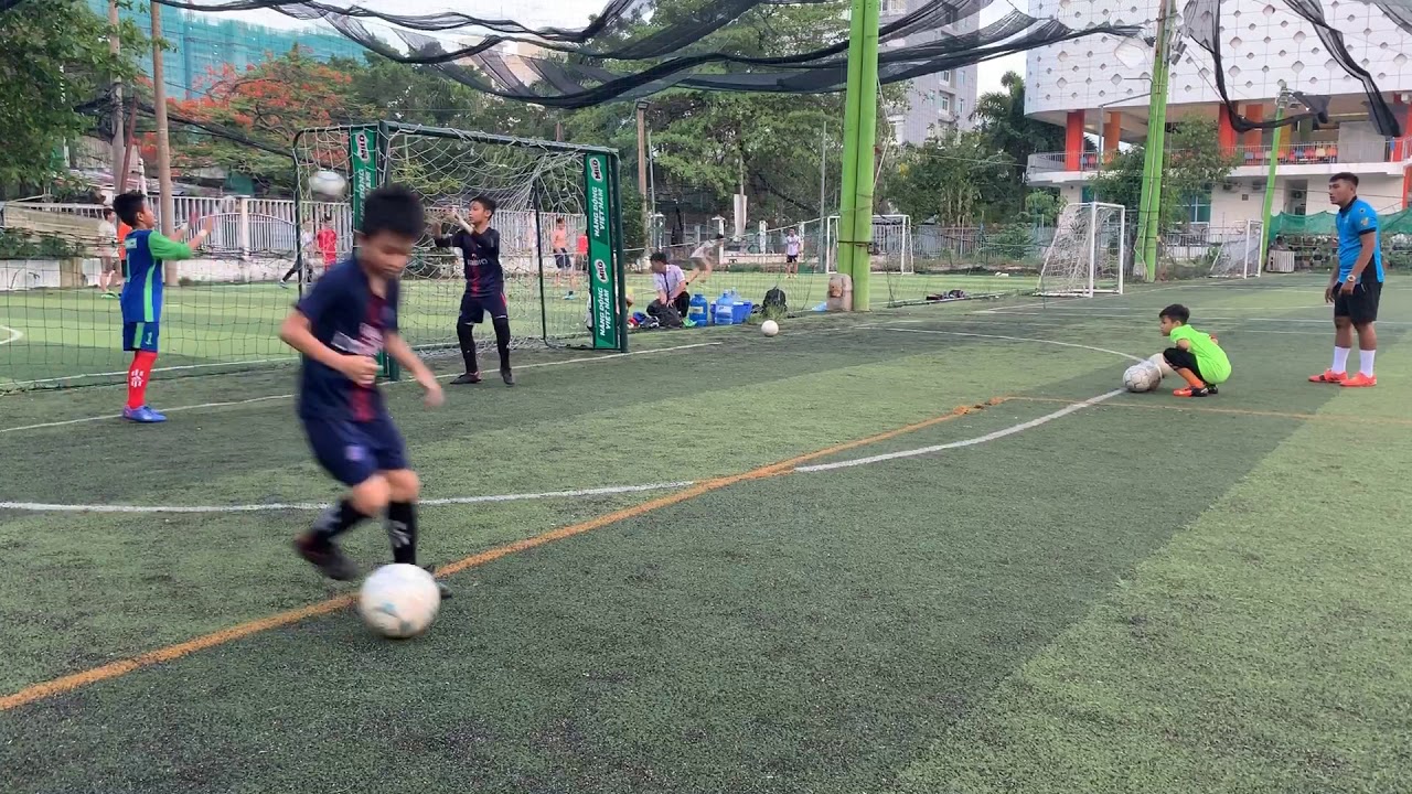 Phản xạ u10 - YouTube