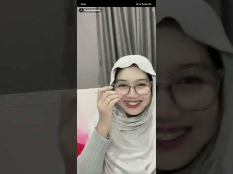 Jilbab gede aja udah