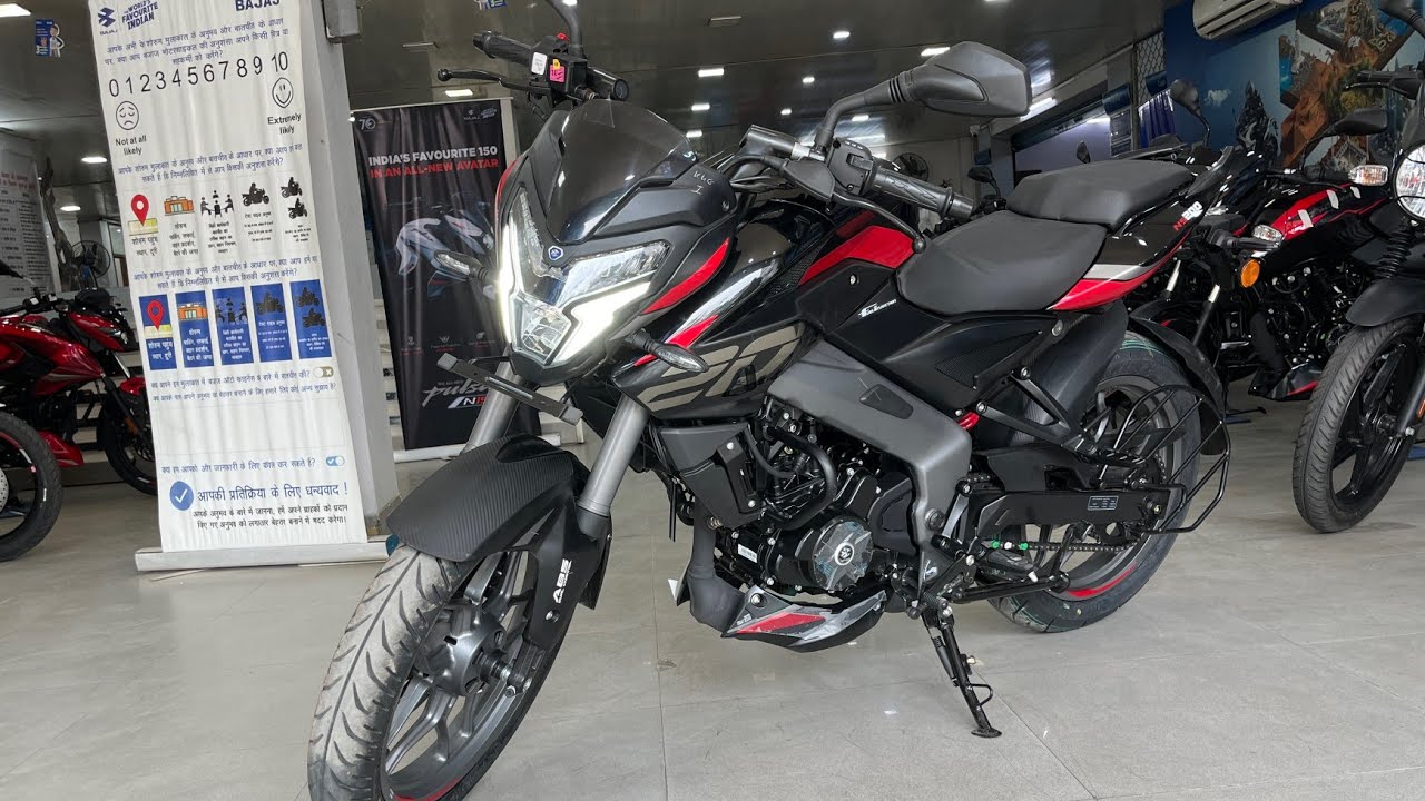 2024 Updated Bajaj Pulsar NS 200 🔥 | LED Headlamp | New Meter | Chassis ...