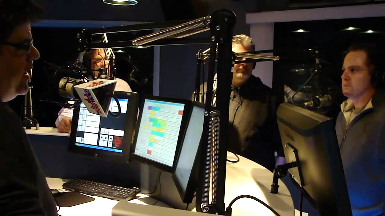 Geoff Pinkus Show - The Truth About Brett Favre with Matt Moran - YouTube