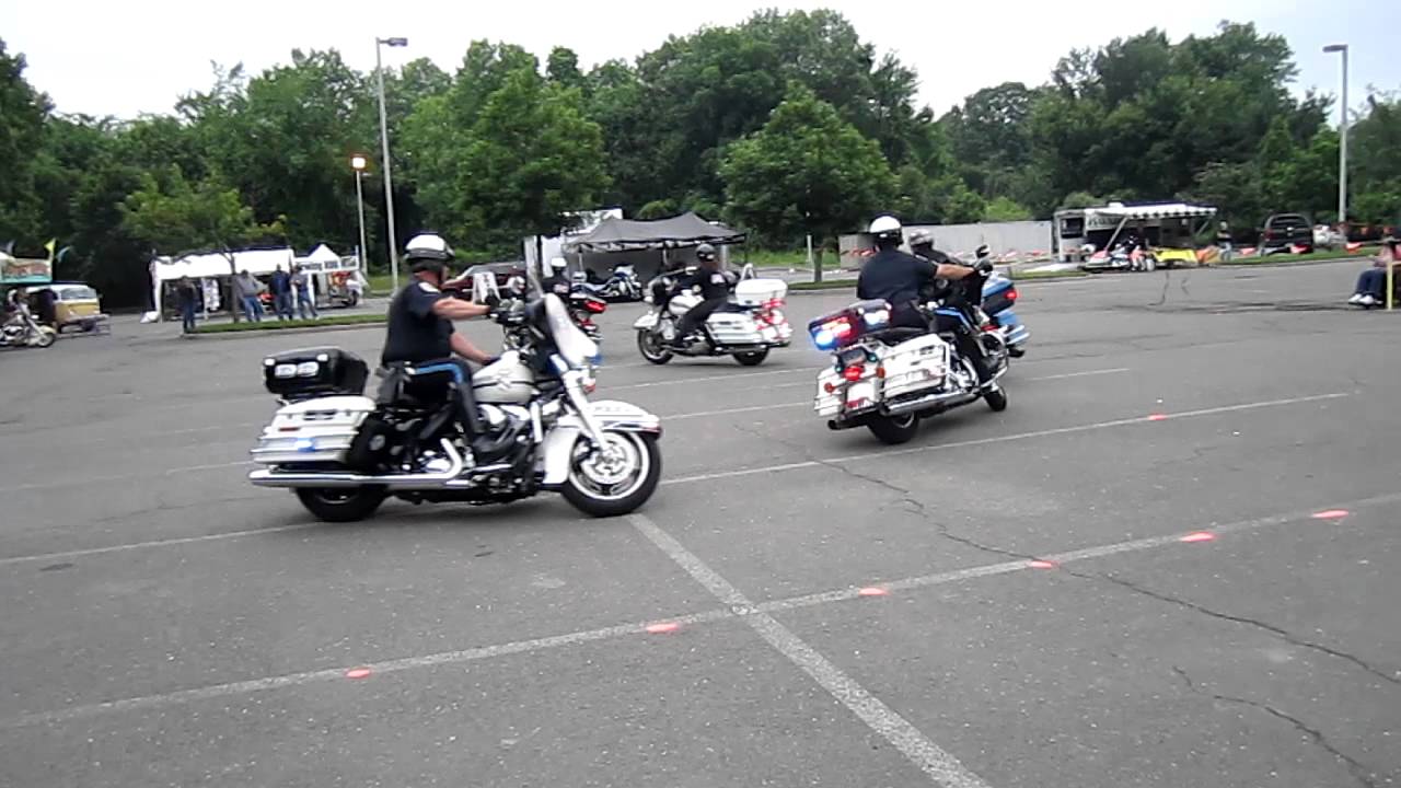 HOG Rally Motorcycle Demo, Danbury CT (Harley Owners Group) - YouTube