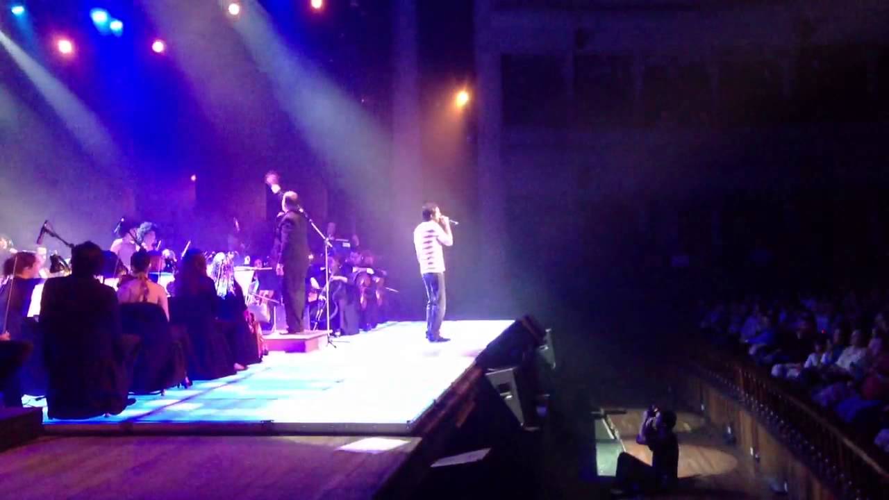 "September" - Orquesta Filarmónica de CR + Kurt Dyer - YouTube