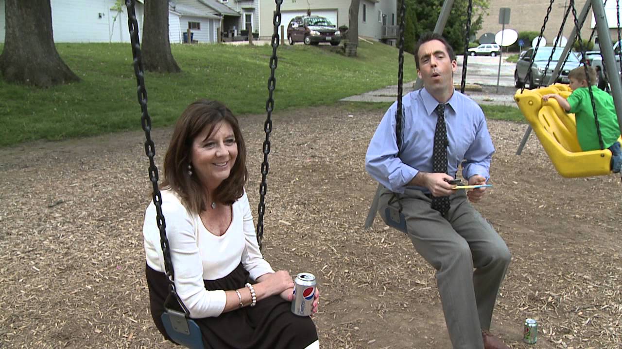 WQAD's "8 Good Minutes..." with News 8's Chris Minor - YouTube