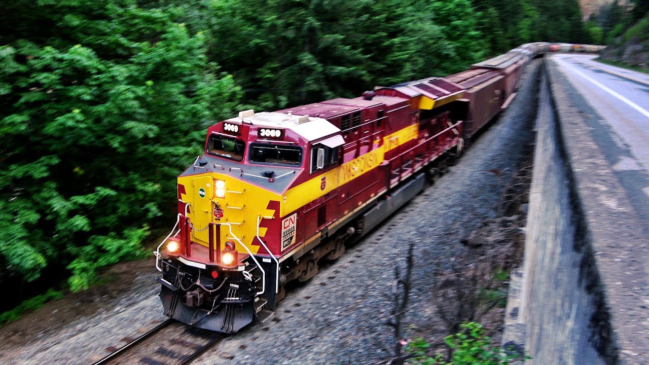 Chasing CN 3069 Wisconsin Central Heritage Unit Leading G834 In The ...