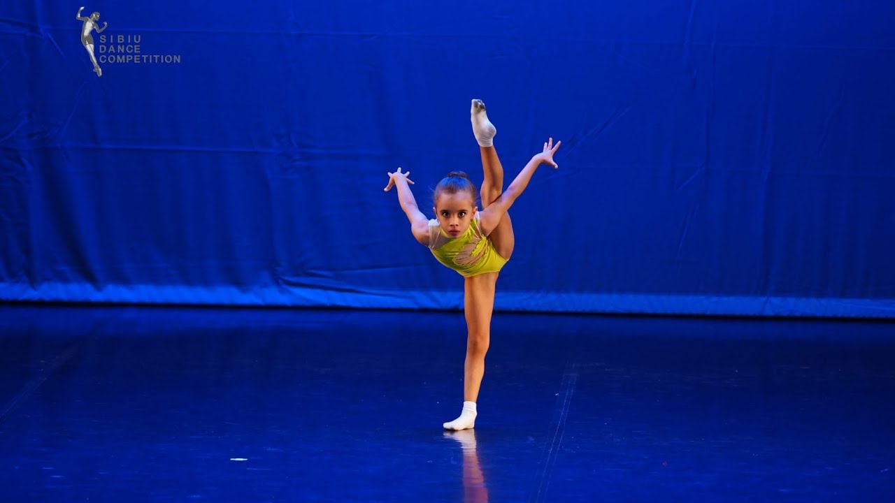 The Clock | Ilinca Bendeac | Sibiu Dance competition - YouTube