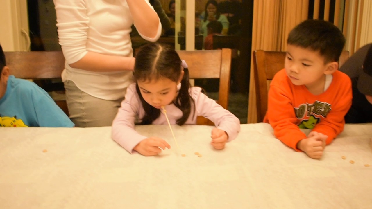 Kids game (Cheerios & Stick) - YouTube