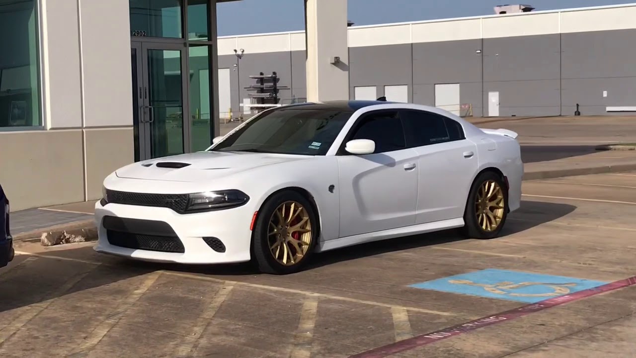 Bolt on e85 5.0 Vs Hellcat - YouTube