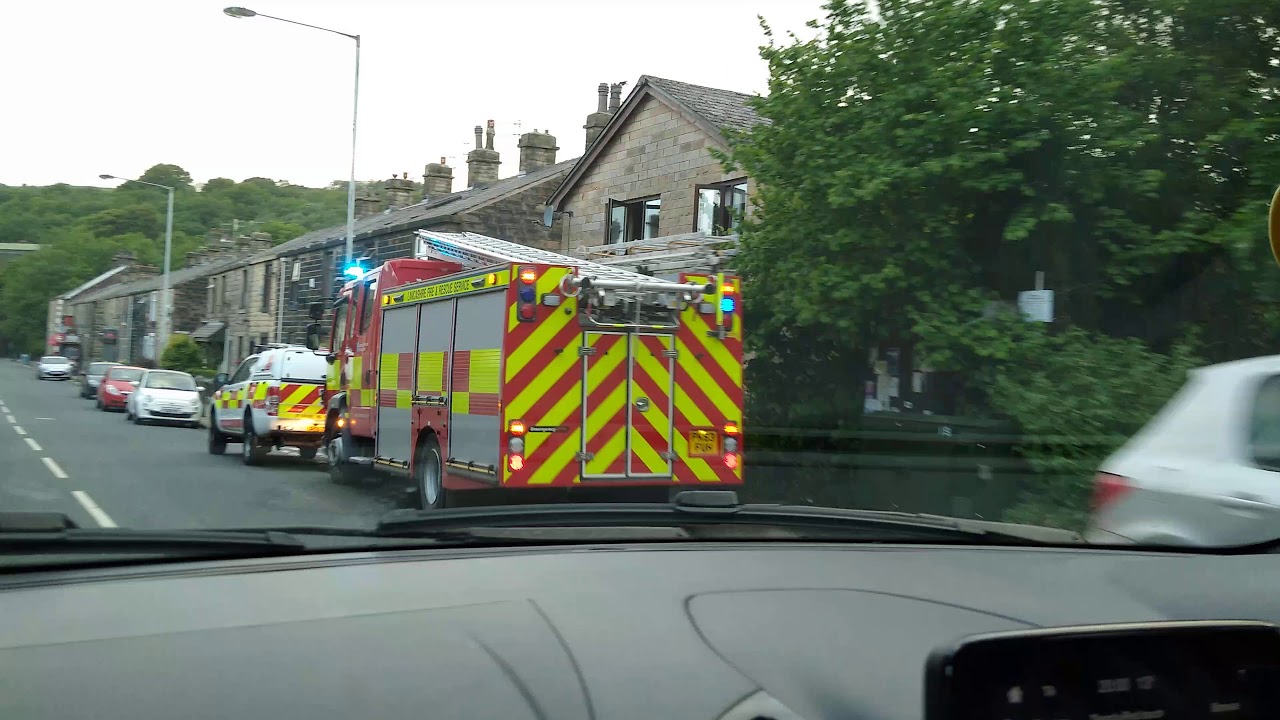 Lancashire Fire and Rescue Service DAF LF and Ford Ranger - YouTube
