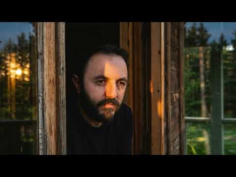Mustafa Bülent - Alem Biliyor (Video Klip)