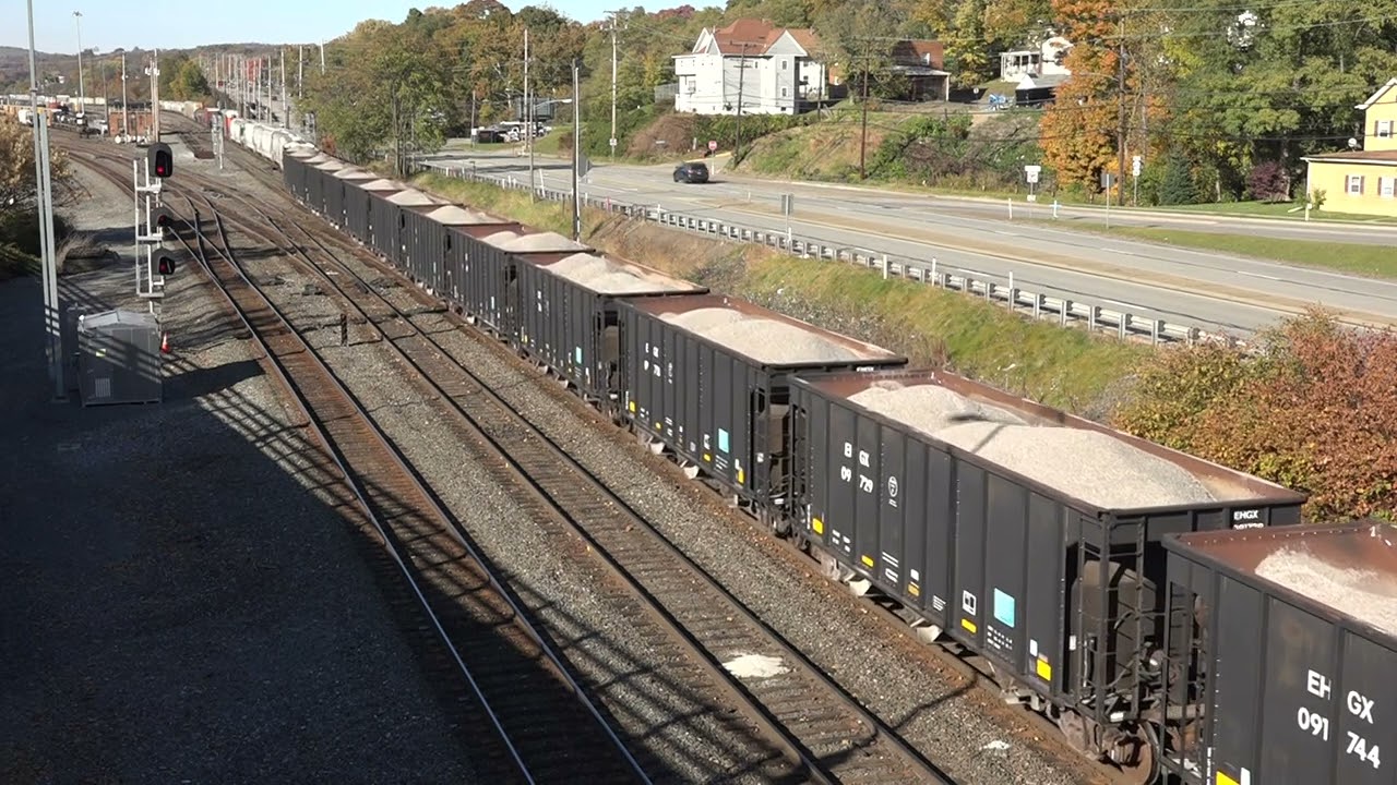 SBD NS #1217, 9894 mixed freight comes to stop for crew change @ East ...