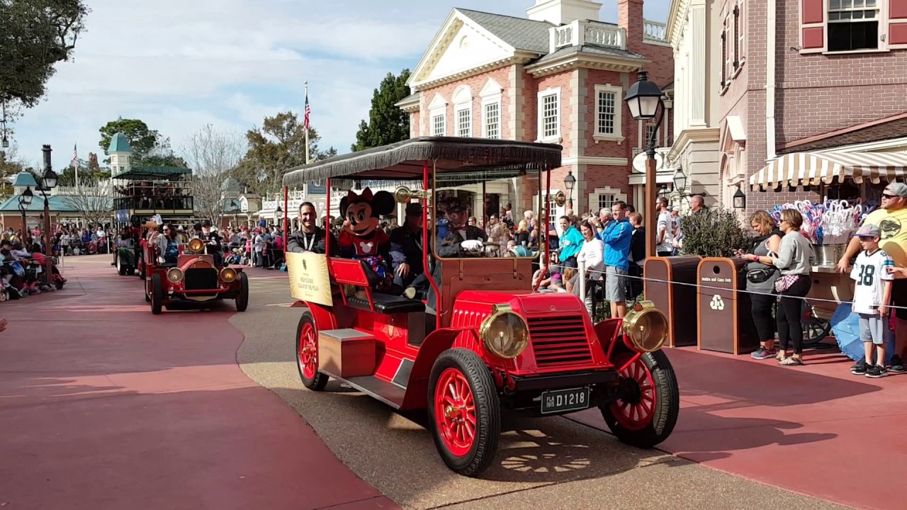 Pro Bowl 2017 Parade at MK! - YouTube