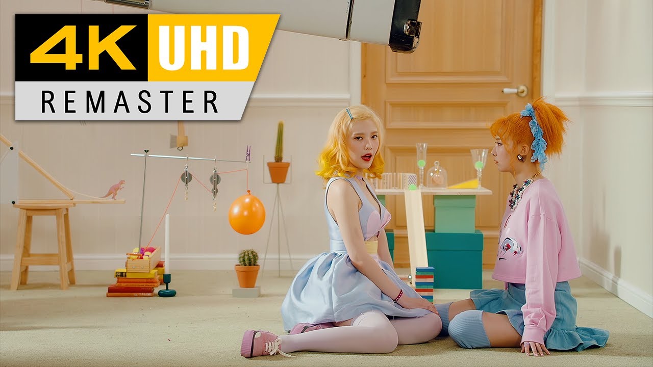 Red Velvet(레드벨벳) 'Russian Roulette(러시안 룰렛)' MV 4K - YouTube