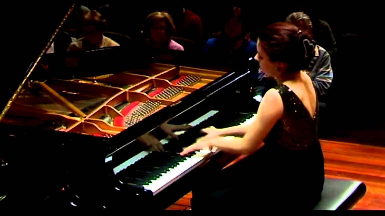 N. Kapustin - Concert Etude Op. 40, No. 3 - "Toccatina" / Alice Burla ...