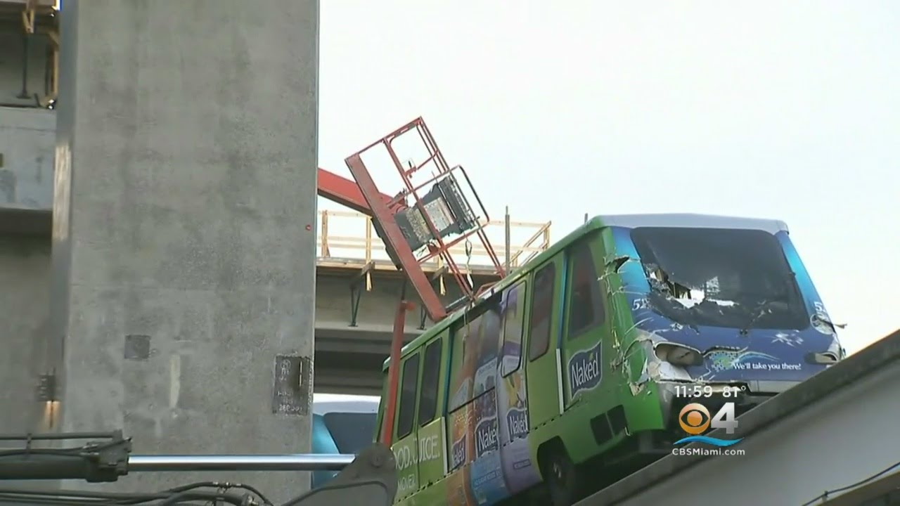 Worker Killed When Metromover Car Hit Construction Equipment - YouTube