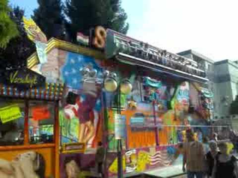 Kirmes in Lohmar, Fahrt mit dem Shaker - YouTube
