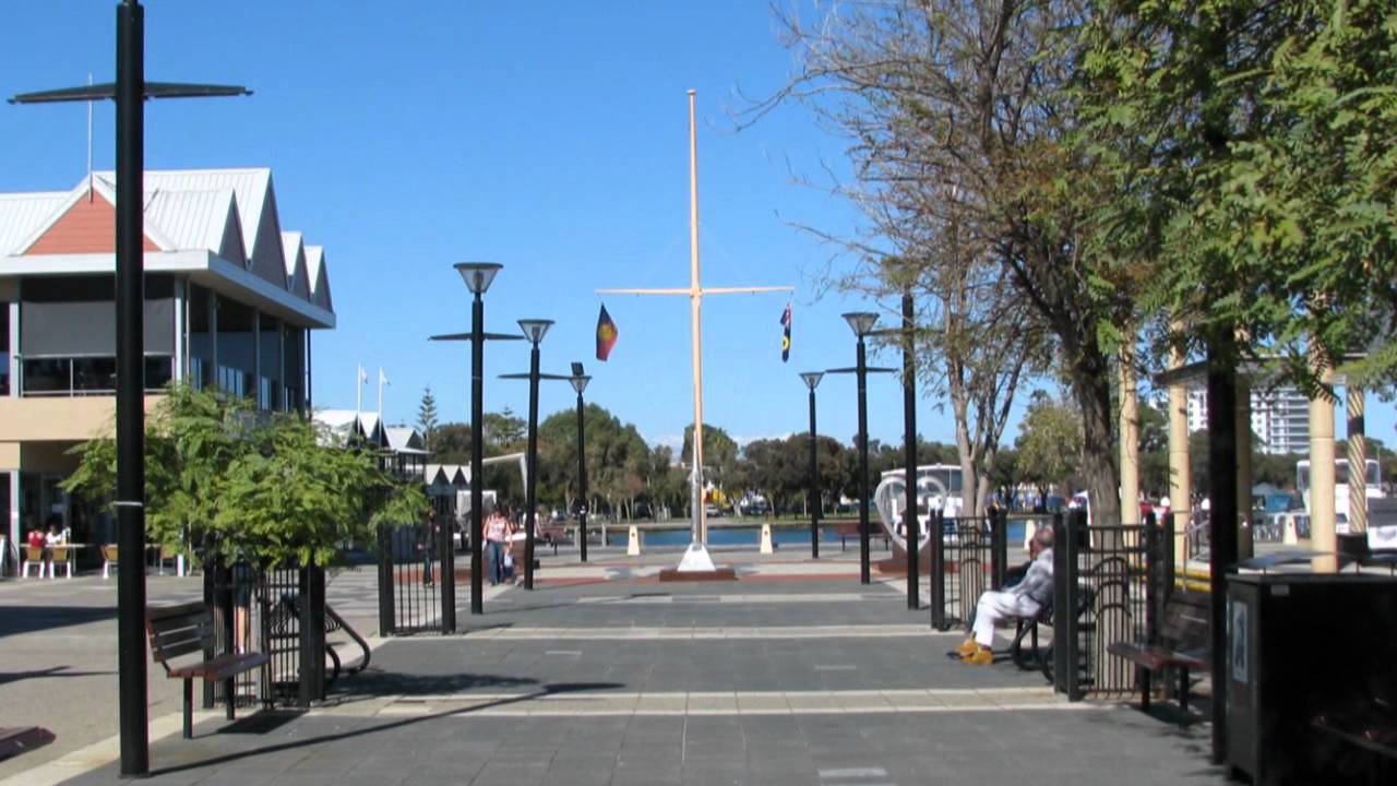 Mandurah Ocean Marina Chalets budget accommodation. - YouTube