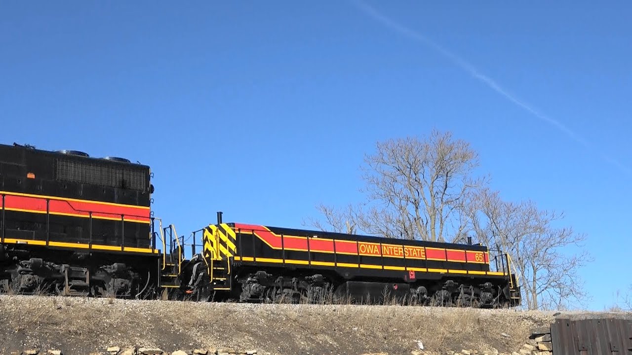IAIS 721/651 Slug Set & More In The Quad Cities Area - YouTube