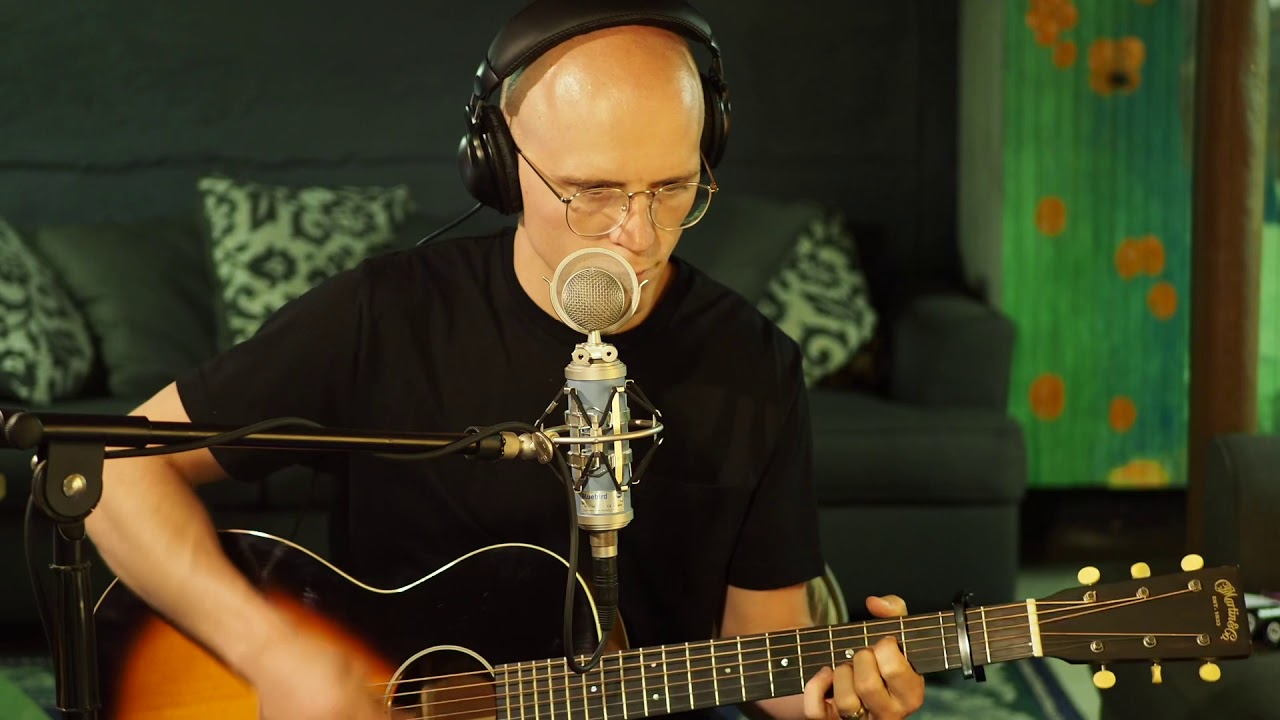 ‘Wonderwall’ Oasis cover - YouTube