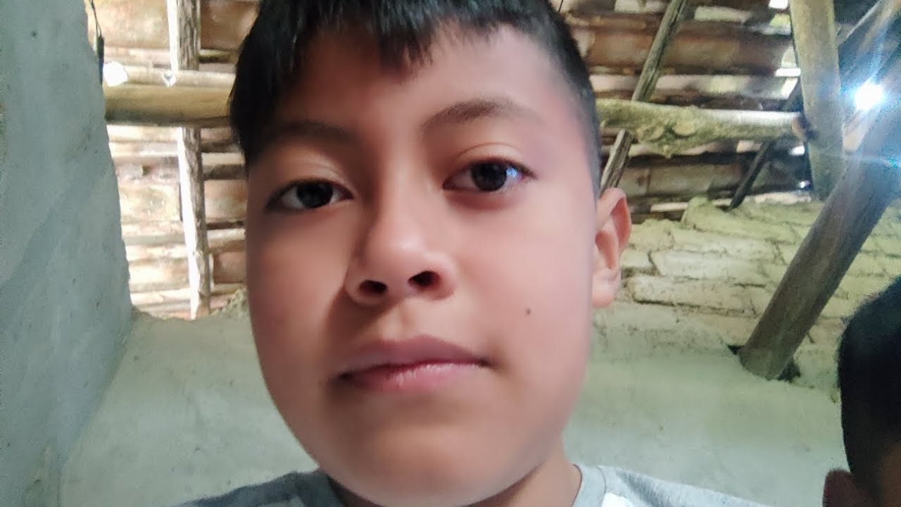 Nuevos videos grabará Aron : v - YouTube