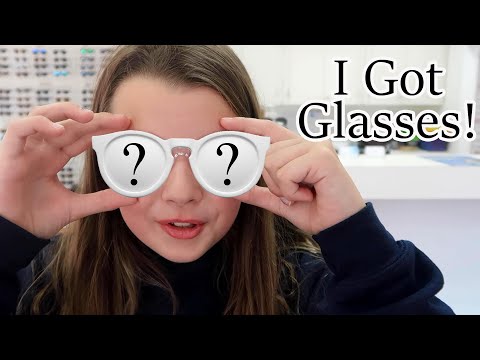 Blakely Gets Glasses!!