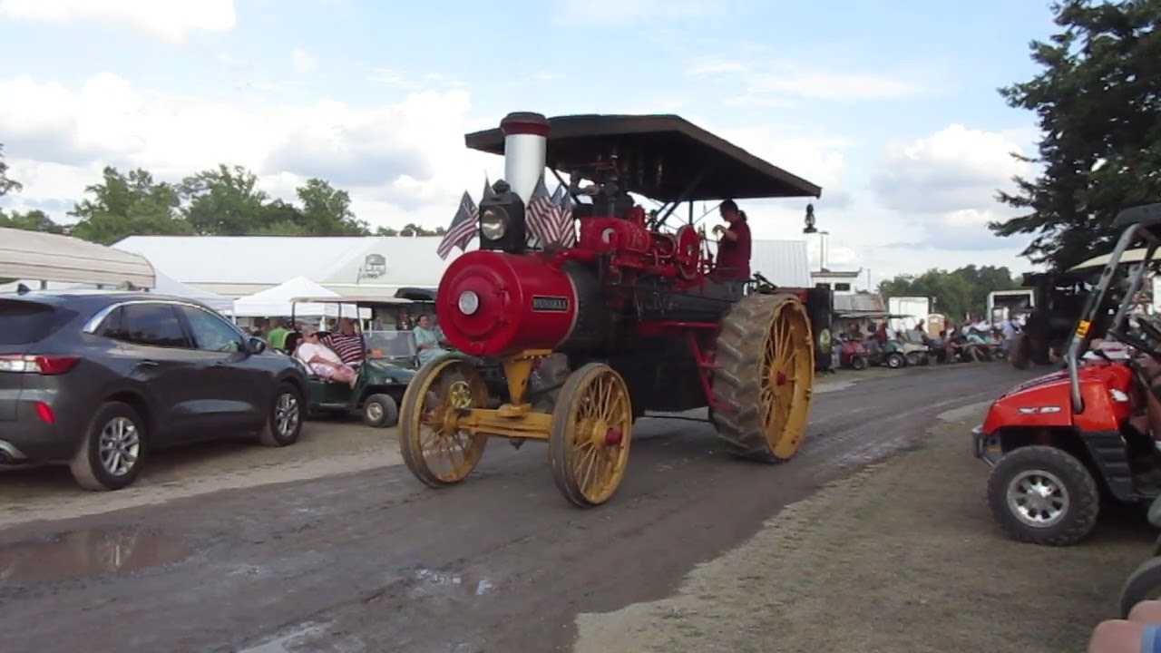 Old Steam Tractors, Tractors and the 121 year old steam locomotive ...