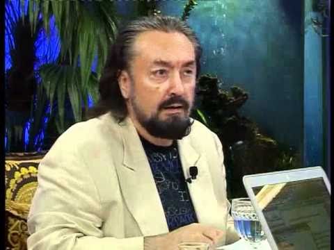 Münafıklar kendilerini takva gösterip insanları Allah'ın yolundan uzaklaştırırlar