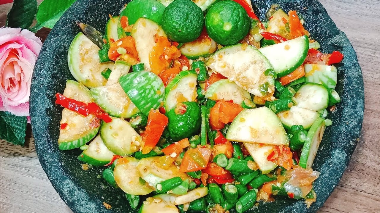 RESEP BEBERUK TERONG KACANG PANJANG, KHAS LOMBOK, MAKANNYA BIKIN ...