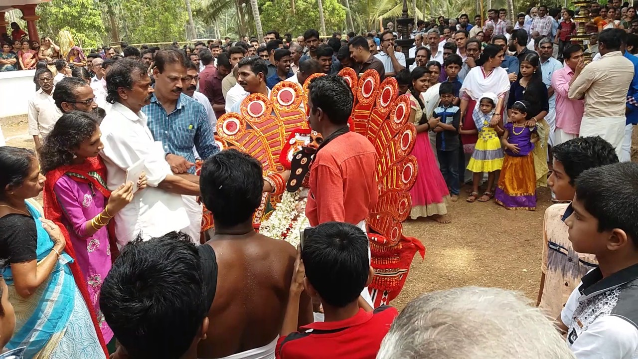 Kappali Thira - 2017, Paradevatha Theyam - YouTube