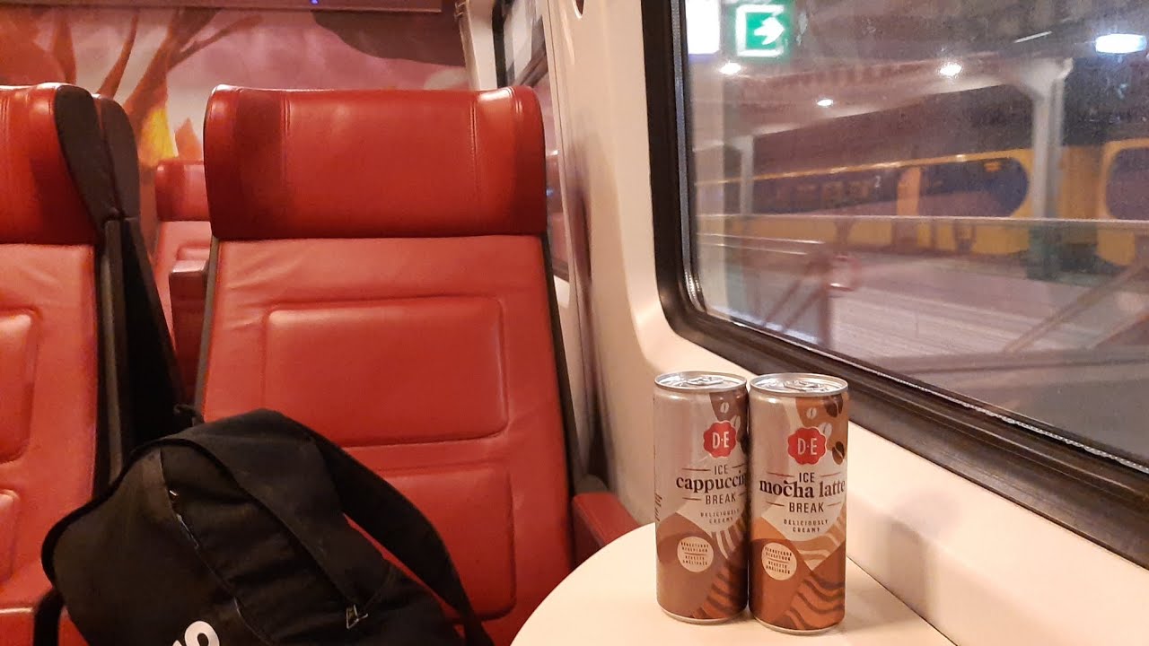 Intercity Hoofddorp vertrekt vanuit Zwolle - YouTube