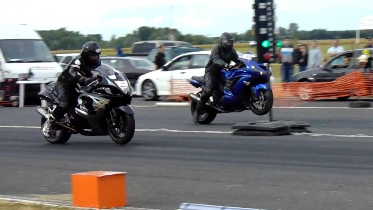 Suzuki Hayabusa vs Kawasaki Ninja ZX-14R - YouTube