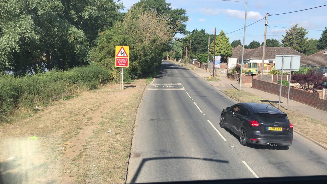 Route 74 Hedingham bus from Bockings Elm to Bentley Country Park - YouTube