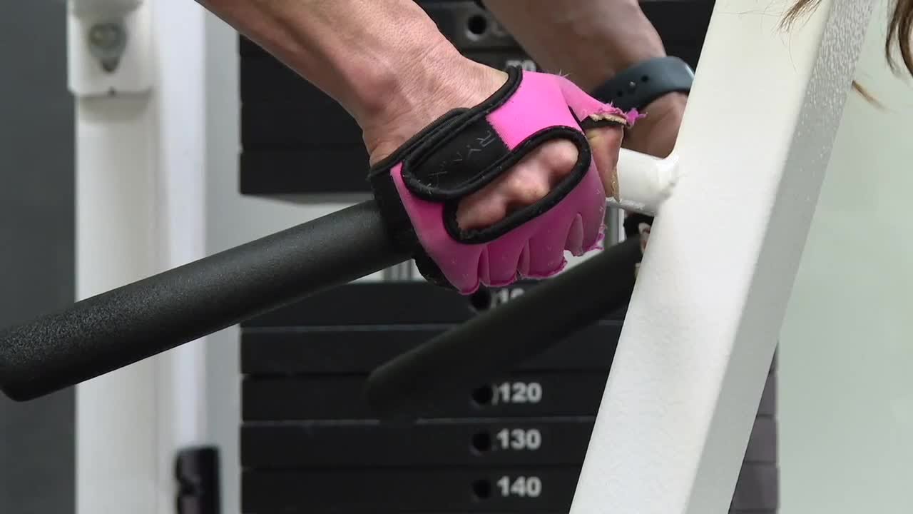 New year, new gym: What to ask before signing up - YouTube