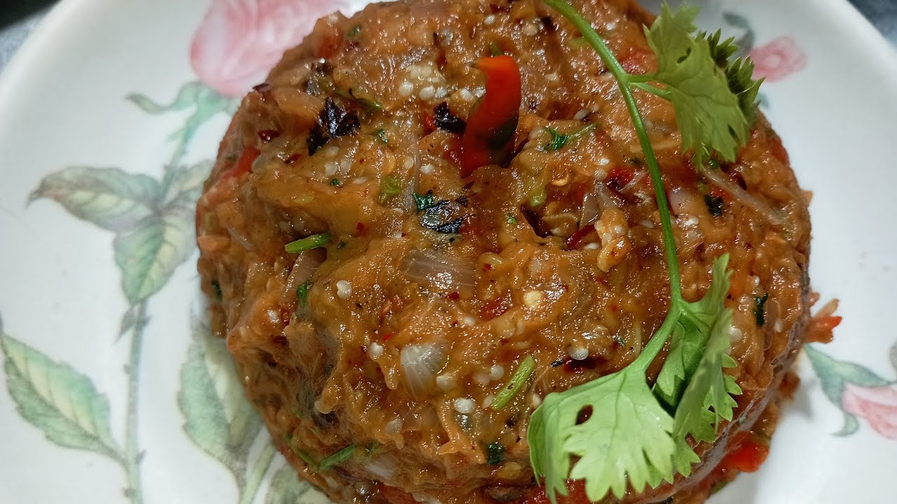 ঝটপট বেগুন টমেটো ভর্তা রেসিপি। Bagunar Recipe - poor kitchen. - YouTube