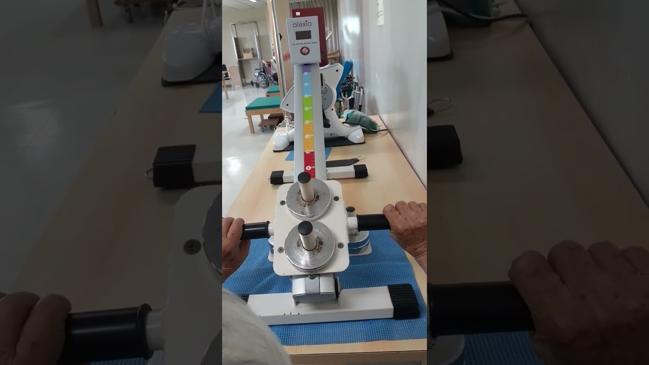 INCLINE RAIL/HAND EXERCISE THERAPY #short #shortvideo - YouTube