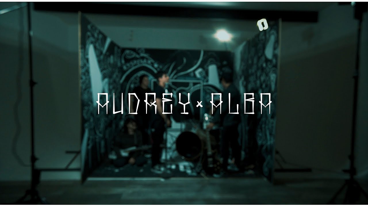 AUDREY - ALBA (Video Oficial) - YouTube