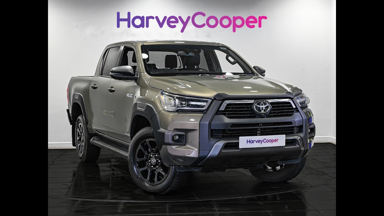 Toyota Hilux Invincible X - Walkaround - YouTube