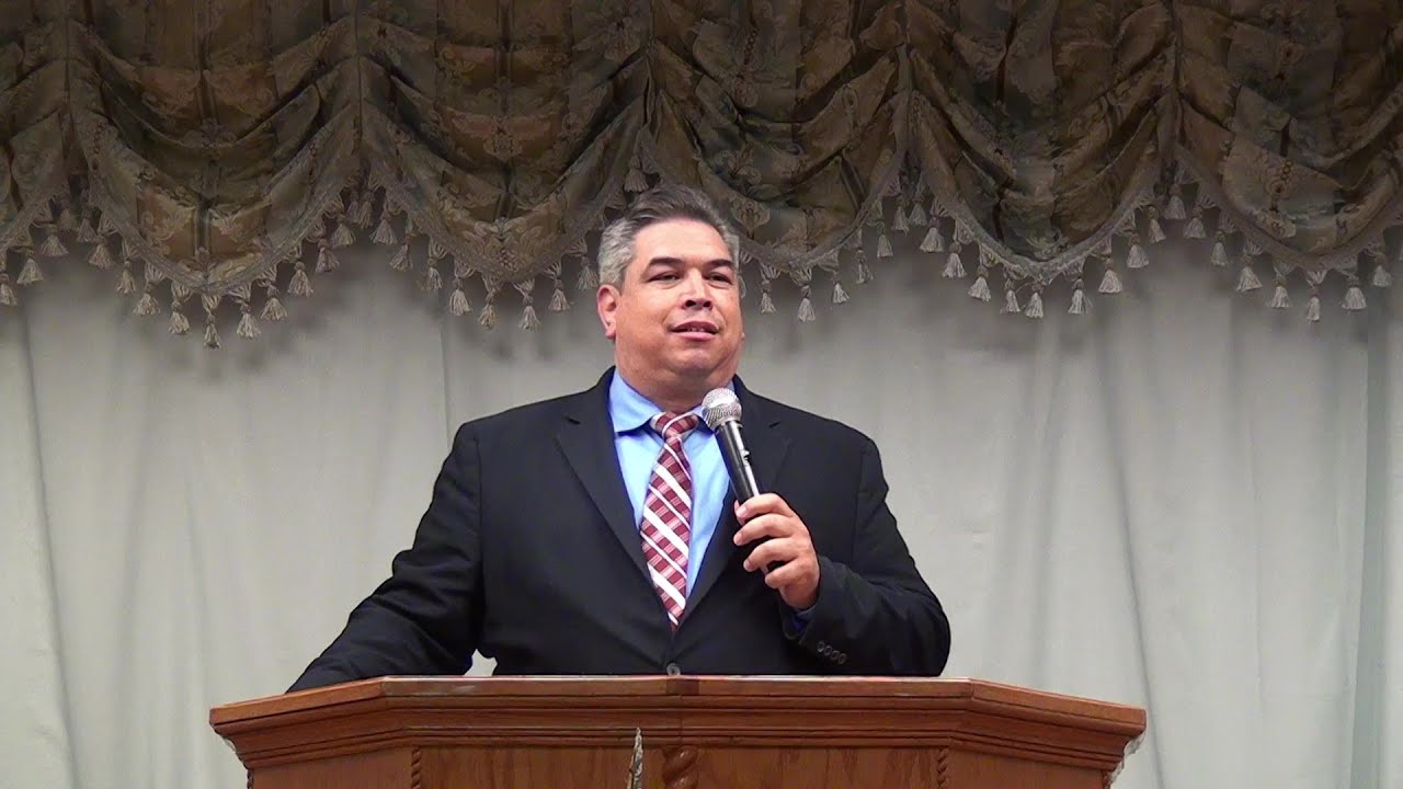 Rev. Anthony Sosa: Todos Somos Uno en Cristo - YouTube