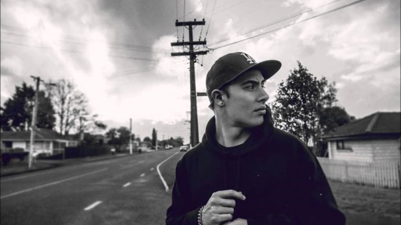 David Dallas - Runnin - YouTube