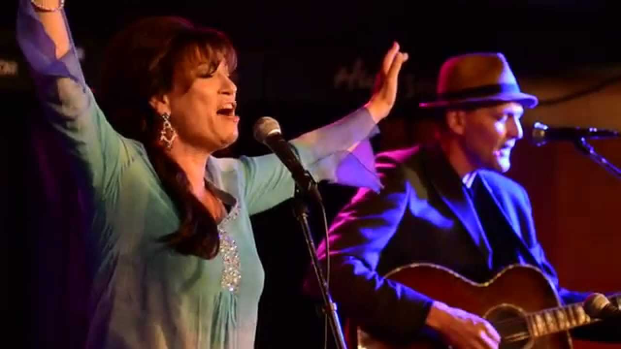 Amy Sky - Phenomenal Woman - YouTube