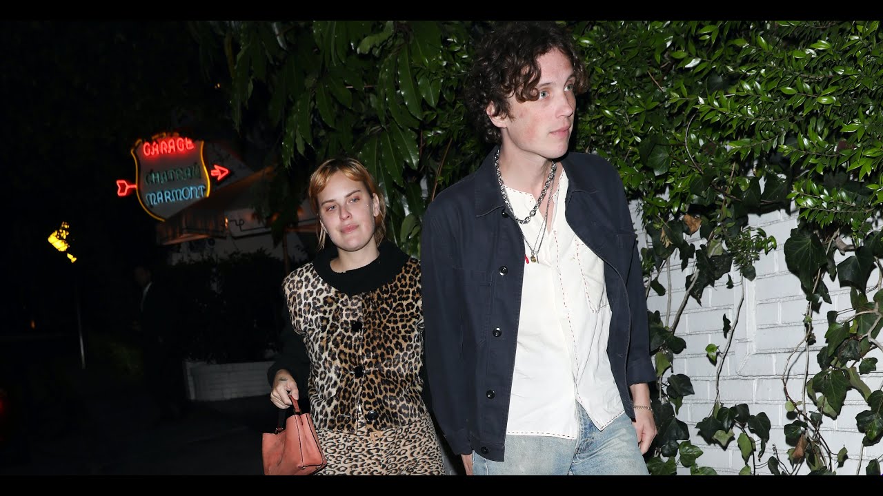 Tallulah Willis And Boyfriend Dillon Buss Enjoy A Night Out At The Chateau Marmont in LA! - YouTube